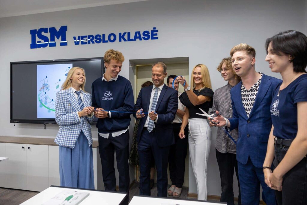 ISM Verslo klasė - ISM University of Management and Economics ISM Verslo klasė - ISM University of Management and Economics